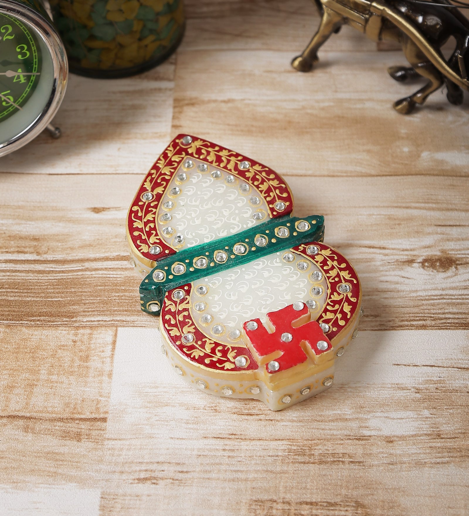 Buy Multicolour Makrana Marble Stone Studded Leaf Design Chopra by ...