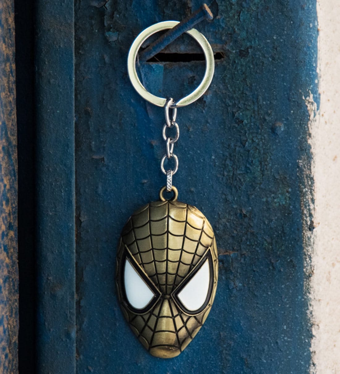 Buy Gold Metal Spiderman Keychain - Gold Mask by Planet Superheroes ...
