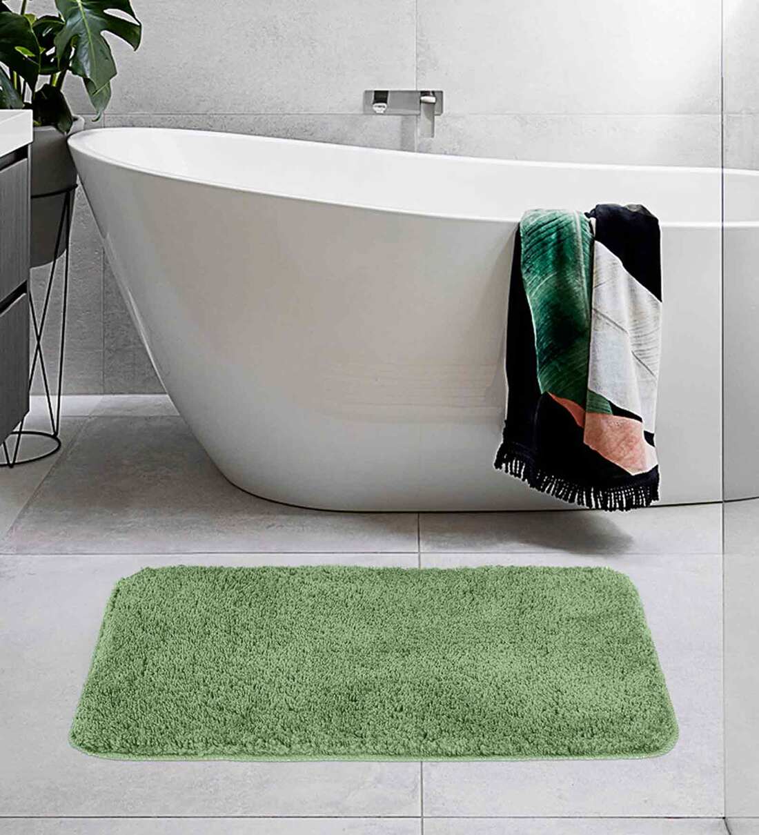 Buy Green Solid 100% Polyester 24x16 Inches AntiSkid Bath Mat by ...
