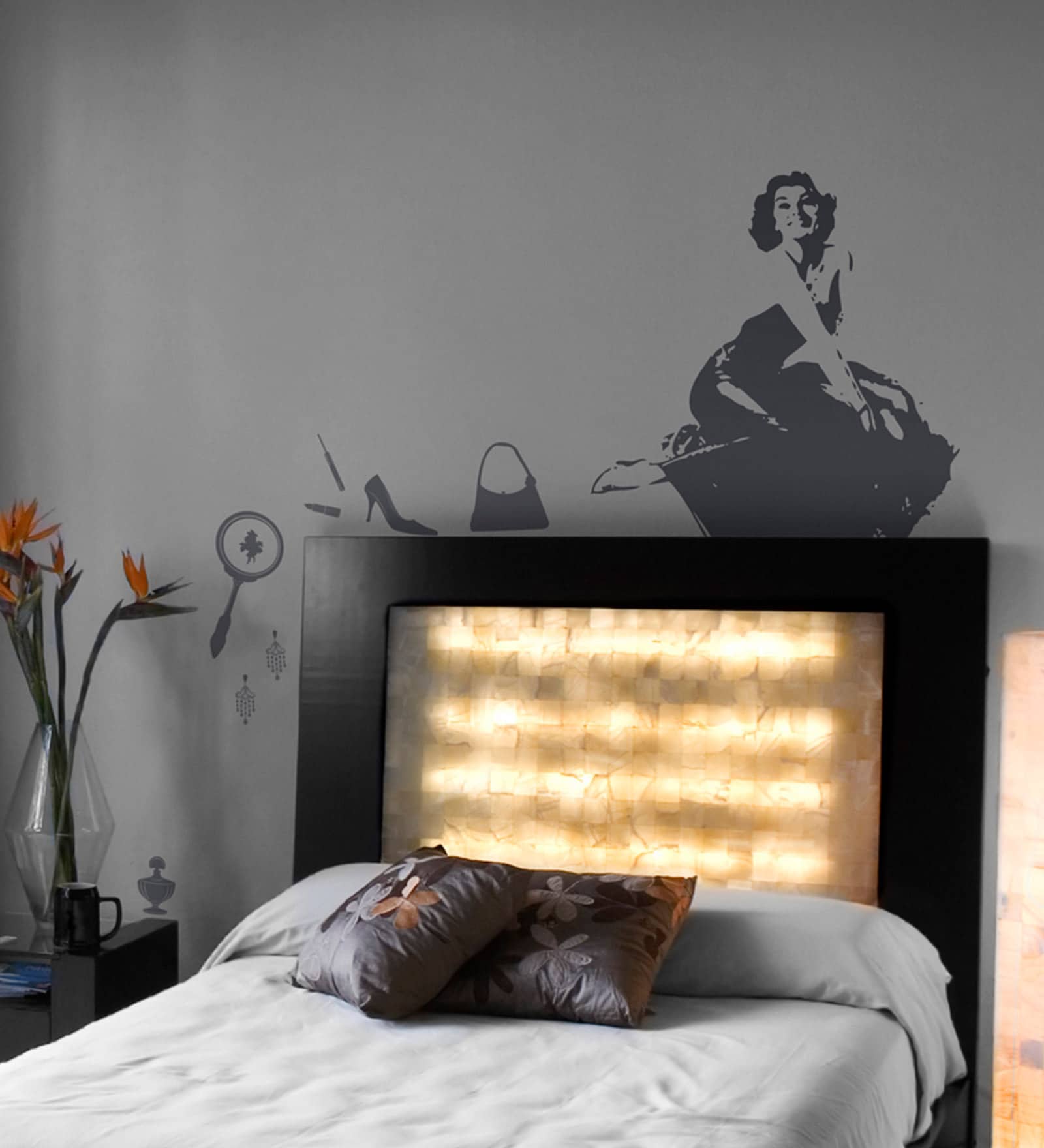 Buy Vinyl Diva Wall Sticker by Home Decor Line Online - People & Places ...