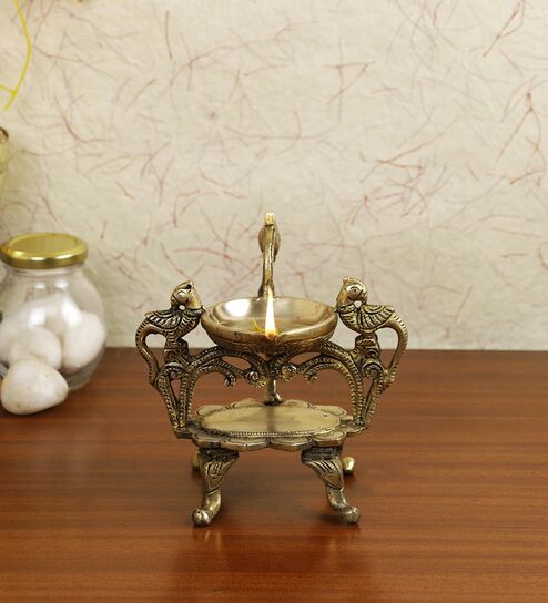 Diyas: Get Upto 40% OFF on Diyas Online in India | Pepperfry
