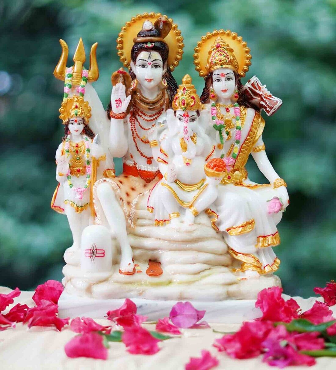 Buy Shiv Parivar Handpainted Idol at 35% OFF by Chaque Decor | Pepperfry