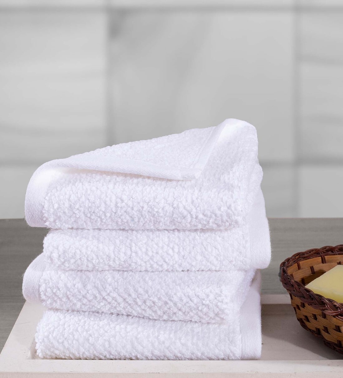 Buy White Solid 550 GSM Cotton Face Towels (Set of 4) by Maspar Online ...