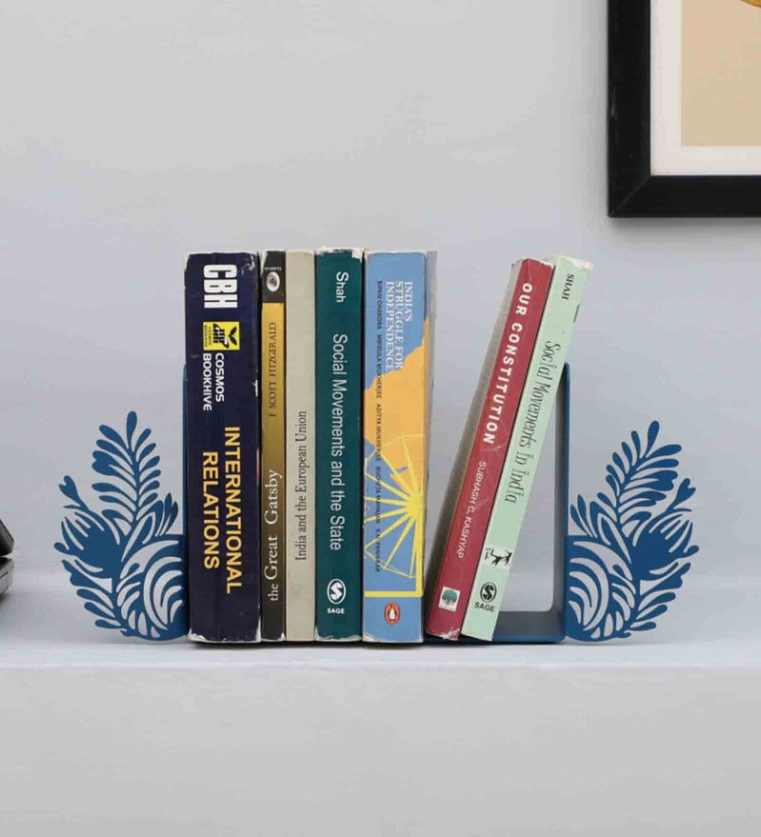 Buy Black Iron Wreath Bookend at 30% OFF by Mint Furnish | Pepperfry